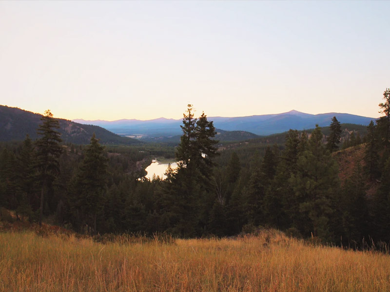 Luxury Montana Ranch Hotel - RiverView Ranch